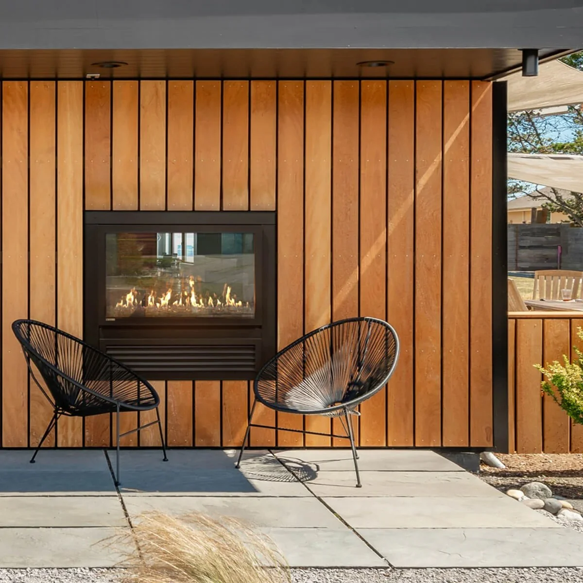 Montigo Built-In Double Sided Indoor/Outdoor Gas Fireplace Insert ...